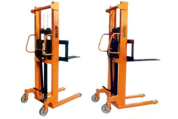 2000kg Hand Stacker
